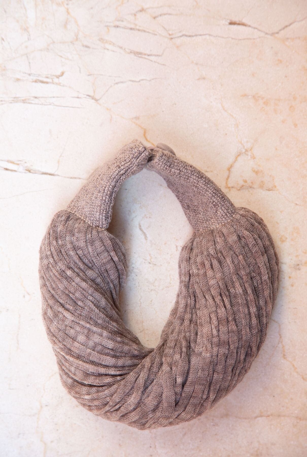 Collar tubular de lana Victoria de Talhora – ES Fascinante