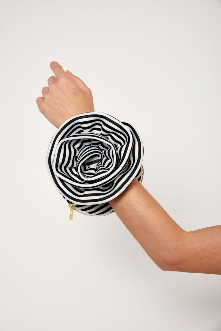 Celina Martín – ES Fascinante